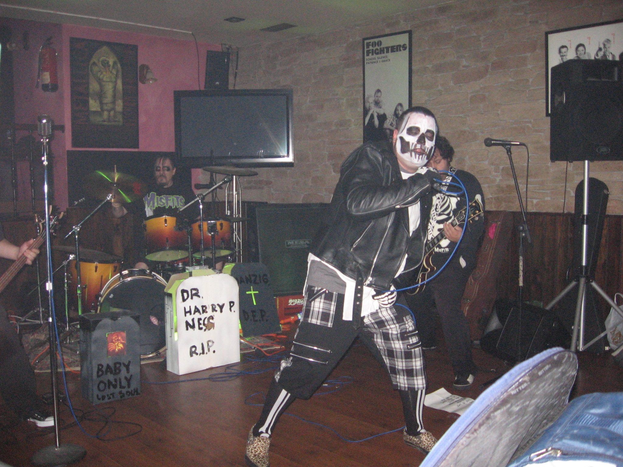 MURDER PINK + UNICORNIA + SHE LIES